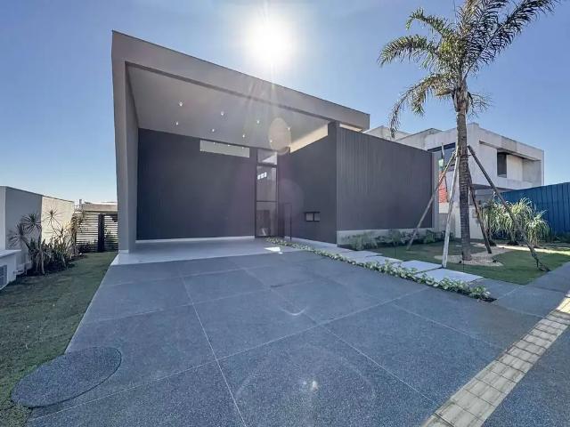 Casa / Sobrado para Venda em Goiânia/GO Parque Cidade 4 Quartos