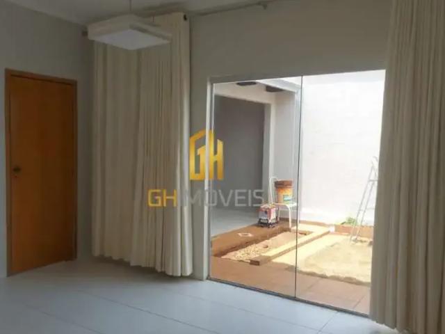 Casa / Sobrado para Venda em Goiânia/GO Parque das Flores 4 Quartos