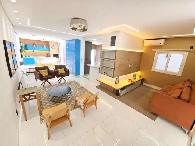 Casa / Sobrado para Venda em Goiânia/GO Parque das Laranjeiras 3 Quartos