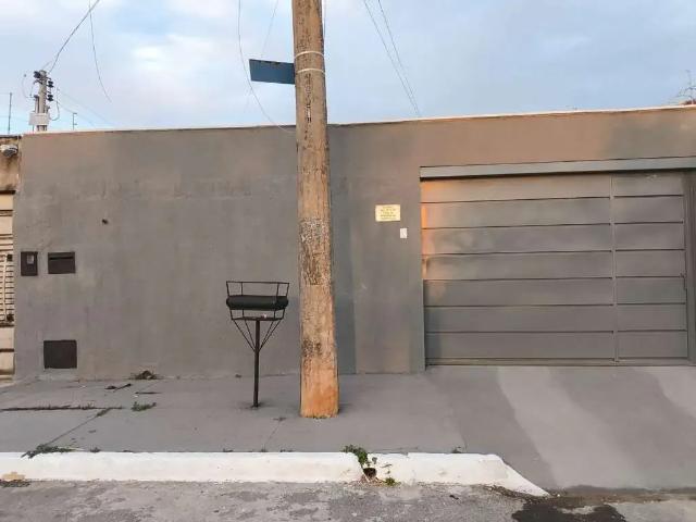 Casa / Sobrado para Venda em Goiânia/GO Residencial Center Ville 3 Quartos