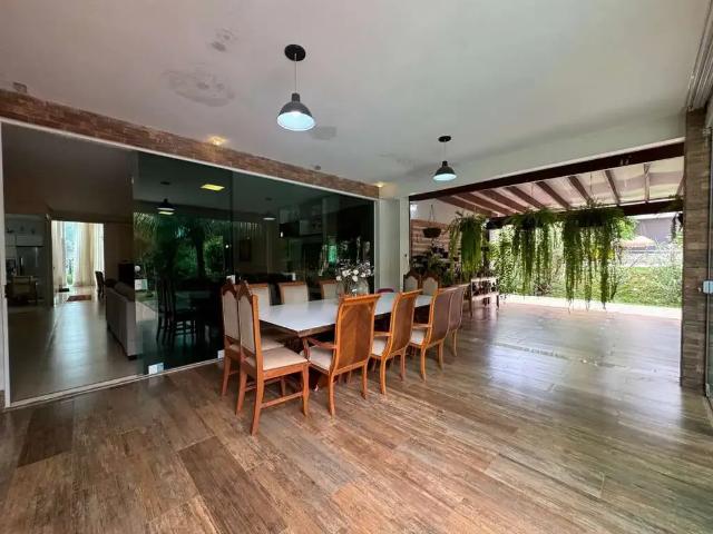 Casa / Sobrado para Venda em Goiânia/GO Residencial Aldeia do Vale 4 Quartos