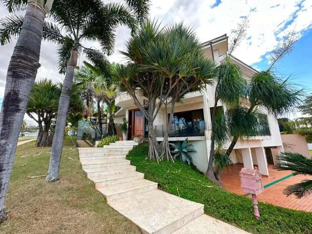 Casa / Sobrado para Venda em Goiânia/GO Residencial Alphaville Flamboyant 4 Quartos