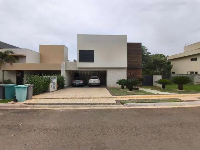 Casa / Sobrado para Venda em Goiânia/GO Residencial Goiânia Golfe Clube 4 Quartos