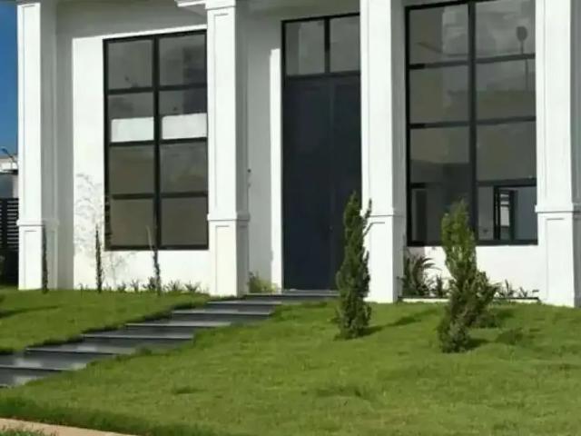 Casa / Sobrado para Venda em Goiânia/GO Residencial Goiânia Golfe Clube 4 Quartos