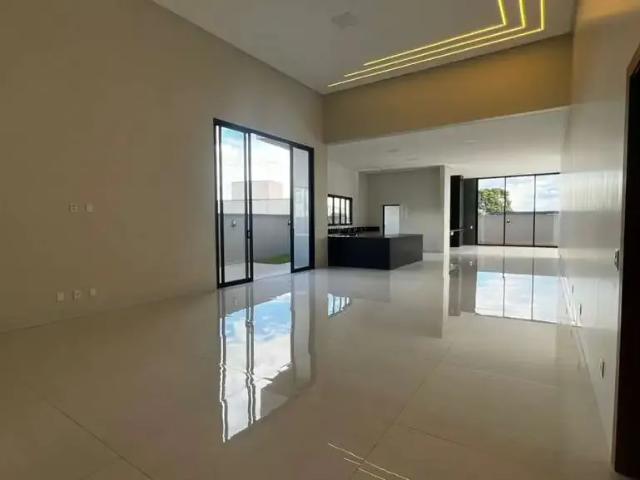 Casa / Sobrado para Venda em Goiânia/GO Residencial Goiânia Golfe Clube 4 Quartos