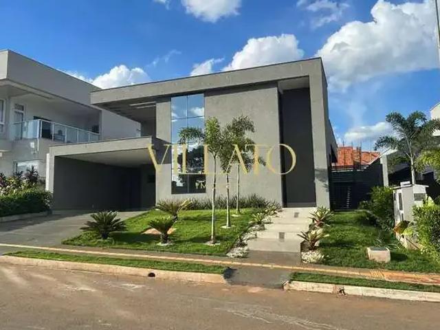 Casa / Sobrado para Venda em Goiânia/GO Residencial Goiânia Golfe Clube 5 Quartos