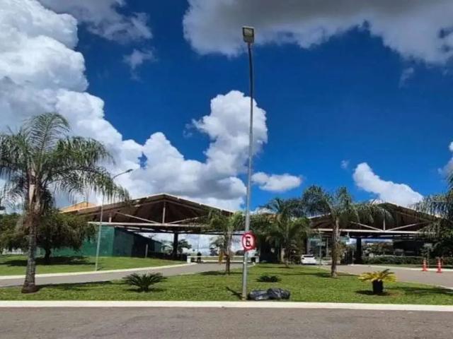 Casa / Sobrado para Venda em Goiânia/GO Residencial Goiânia Golfe Clube