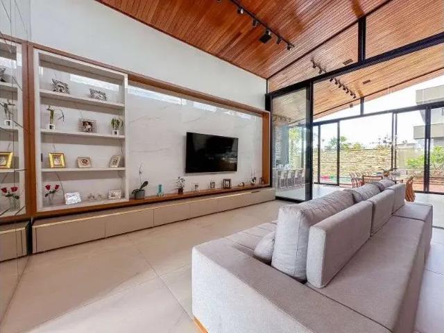 Casa / Sobrado para Venda em Goiânia/GO Residencial Goiânia Golfe Clube 3 Quartos