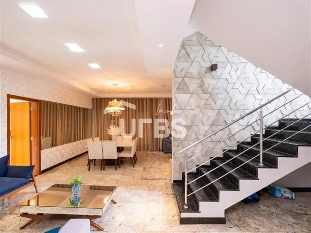 Casa / Sobrado para Venda em Goiânia/GO Residencial Granville 6 Quartos