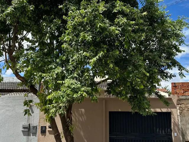Casa / Sobrado para Venda em Goiânia/GO Residencial Forteville 2 Quartos