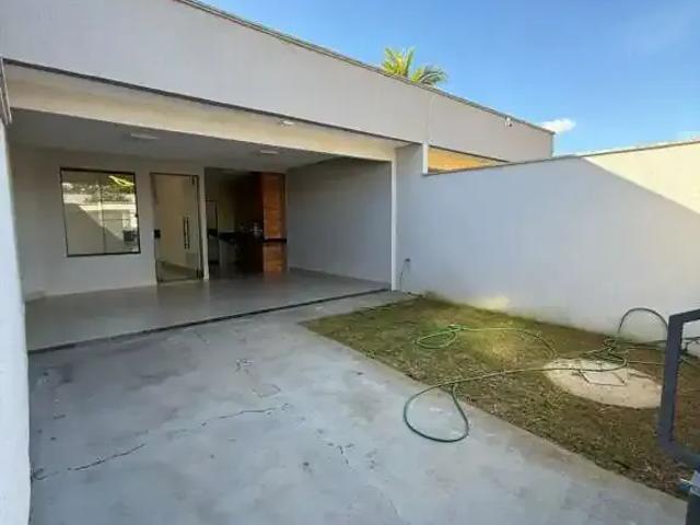 Casa / Sobrado para Venda em Goiânia/GO Residencial Itaipu 3 Quartos