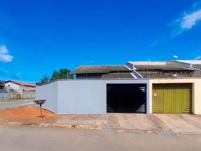 Casa / Sobrado para Venda em Goiânia/GO Residencial Santa Fé I 2 Quartos