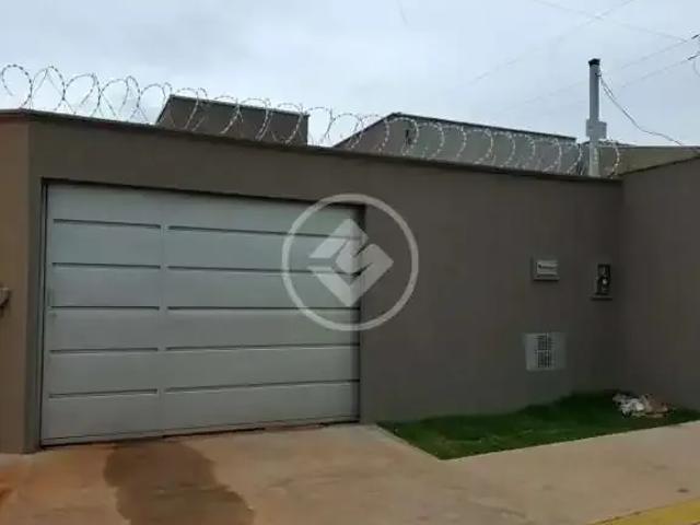Casa / Sobrado para Venda em Goiânia/GO Residencial Santa Fé I 2 Quartos