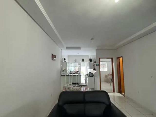 Casa / Sobrado para Venda em Goiânia/GO Residencial Santa Fé I 2 Quartos