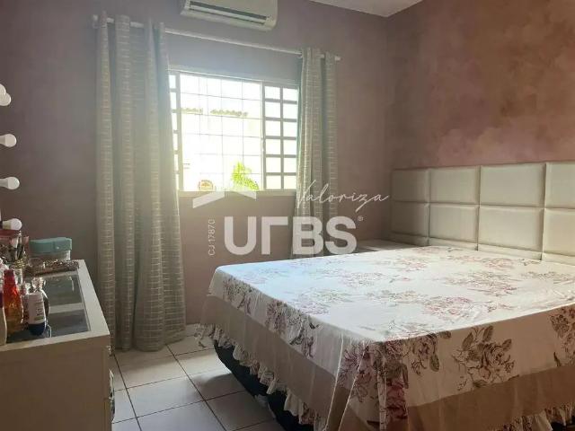 Casa / Sobrado para Venda em Goiânia/GO Residencial Sevilha 3 Quartos