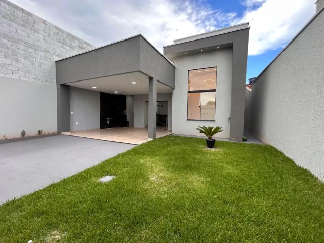 Casa / Sobrado para Venda em Goiânia/GO Residencial Shangri lá I 3 Quartos