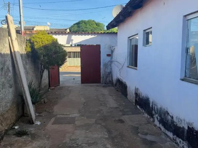 Casa / Sobrado para Venda em Goiânia/GO Residencial Tempo Novo 5 Quartos
