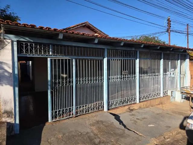 Casa / Sobrado para Venda em Goiânia/GO Vila Aguiar