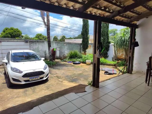 Casa / Sobrado para Venda em Goiânia/GO Vila Alto da Glória 3 Quartos