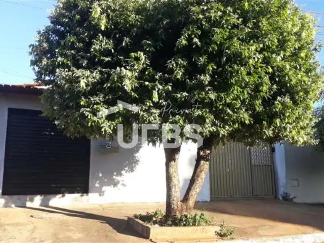 Casa / Sobrado para Venda em Goiânia/GO Vila Jardim São Judas Tadeu 3 Quartos