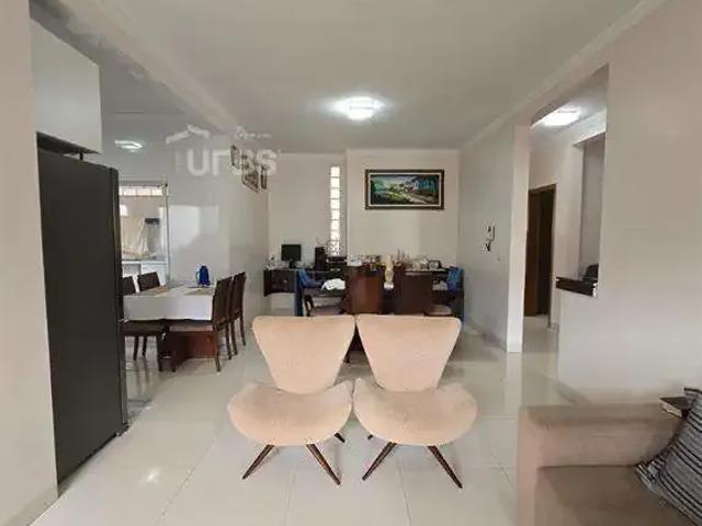 Casa / Sobrado para Venda em Goiânia/GO Vila Jardim São Judas Tadeu 5 Quartos