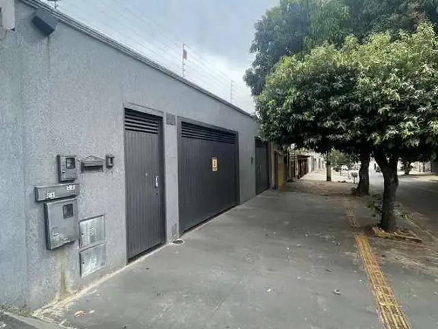 Casa / Sobrado para Venda em Goiânia/GO Vila Paraíso 4 Quartos