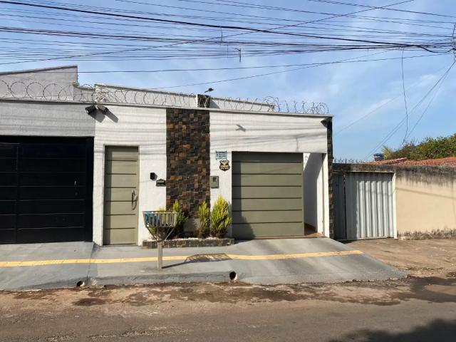 Casa / Sobrado para Venda em Goiânia/GO Vila São José Extensão 3 Quartos