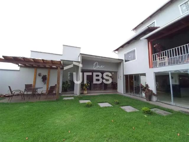 Casa / Sobrado para Venda em Goiás/GO Centro 4 Quartos