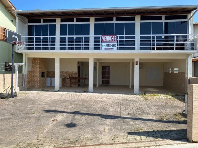 Casa / Sobrado para Venda em Governador Celso Ramos/SC Costeira Da Armação 5 Quartos
