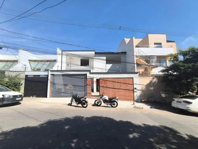 Casa / Sobrado para Venda em Governador Valadares/MG Castanheiras