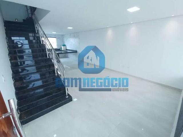 Casa / Sobrado para Venda em Governador Valadares/MG Castanheiras 2 Quartos
