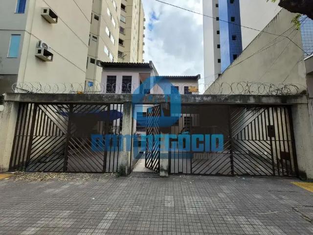 Casa / Sobrado para Venda em Governador Valadares/MG Centro 3 Quartos