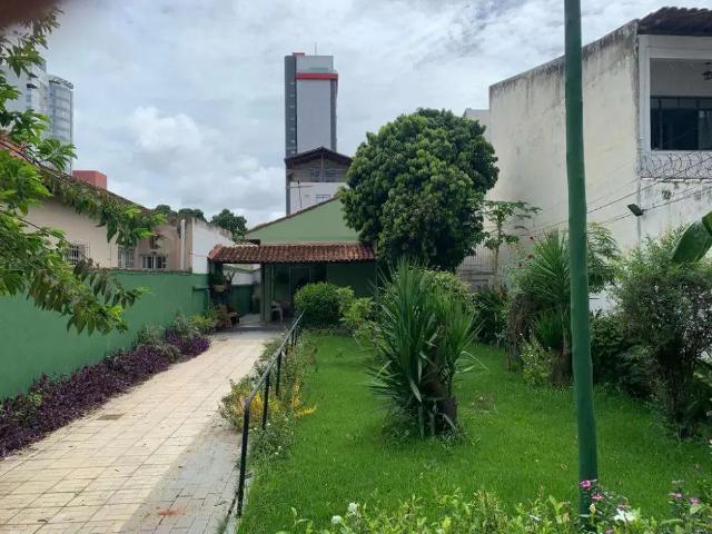 Casa / Sobrado para Venda em Governador Valadares/MG Esplanada 4 Quartos