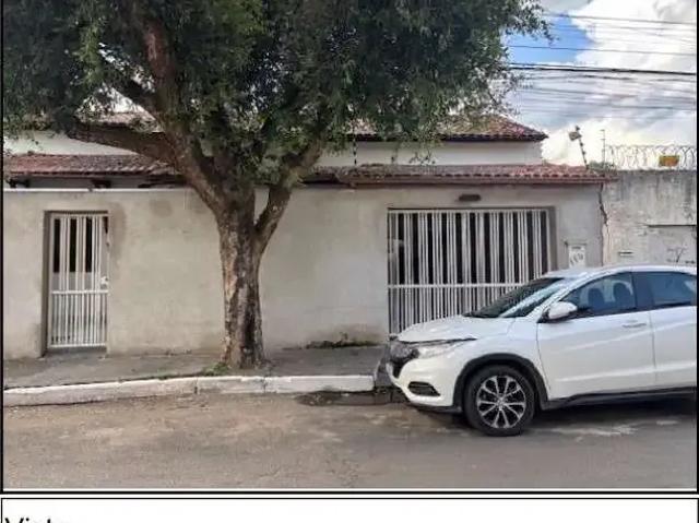 Casa / Sobrado para Venda em Governador Valadares/MG Grã Duquesa