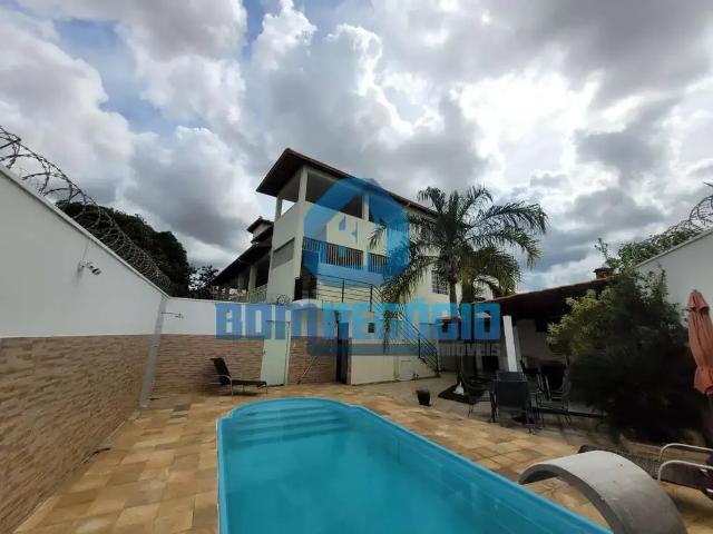 Casa / Sobrado para Venda em Governador Valadares/MG Interlagos 5 Quartos