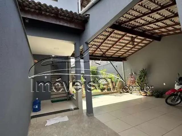 Casa / Sobrado para Venda em Governador Valadares/MG Jardim Alice 6 Quartos