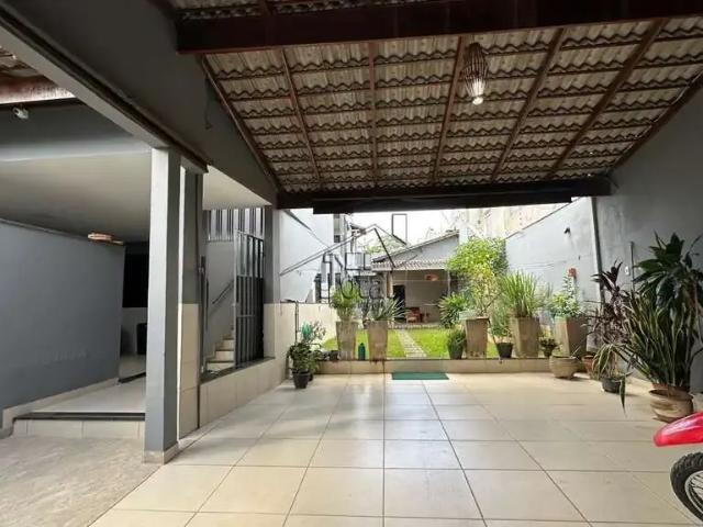 Casa / Sobrado para Venda em Governador Valadares/MG Jardim Alice 6 Quartos