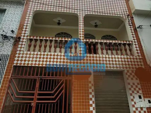 Casa / Sobrado para Venda em Governador Valadares/MG Lourdes 4 Quartos