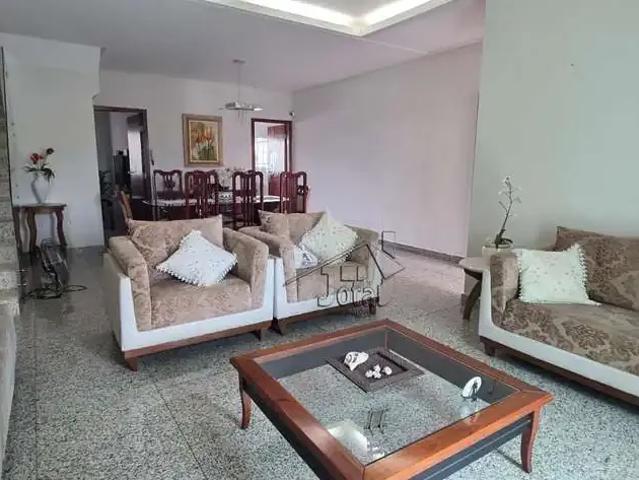 Casa / Sobrado para Venda em Governador Valadares/MG Santo Agostinho 4 Quartos