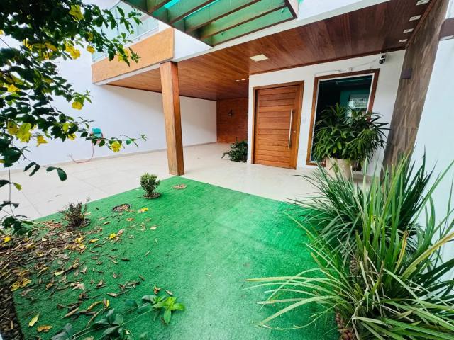 Casa / Sobrado para Venda em Governador Valadares/MG Santo Agostinho 3 Quartos