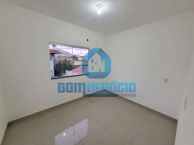 Casa / Sobrado para Venda em Governador Valadares/MG Vila Bretas 3 Quartos