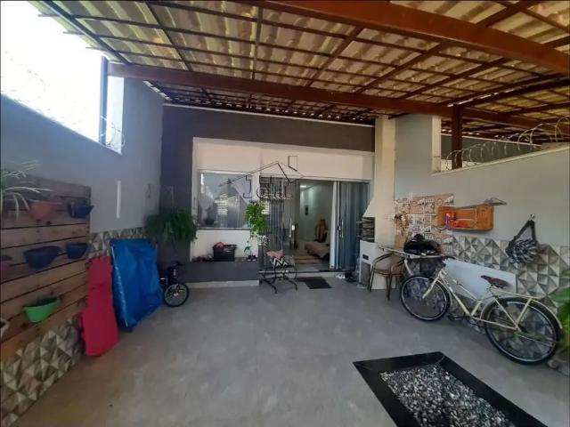 Casa / Sobrado para Venda em Governador Valadares/MG Vila do Sol II 2 Quartos