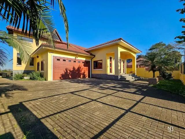Casa / Sobrado para Venda em Gravataí/RS Oriço 3 Quartos