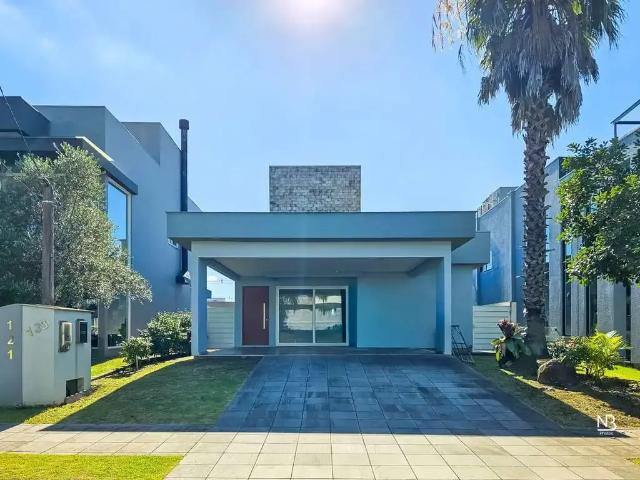 Casa / Sobrado para Venda em Gravataí/RS Alphaville 3 Quartos