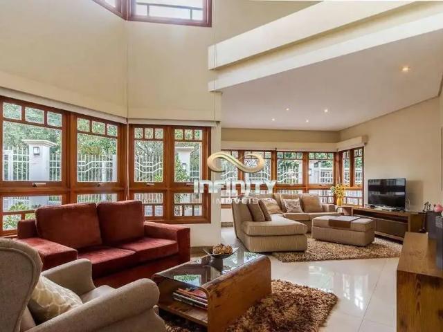 Casa / Sobrado para Venda em Gravataí/RS Centro 4 Quartos