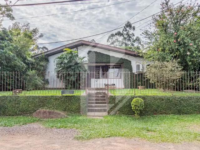 Casa / Sobrado para Venda em Gravataí/RS Centro 4 Quartos
