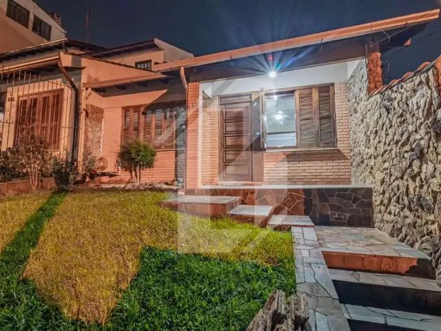 Casa / Sobrado para Venda em Gravataí/RS Centro 4 Quartos