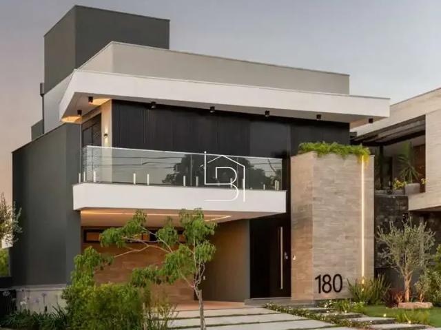 Casa / Sobrado para Venda em Gravataí/RS Centro 4 Quartos