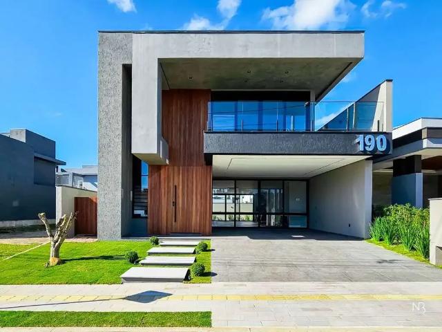 Casa / Sobrado para Venda em Gravataí/RS Centro 4 Quartos