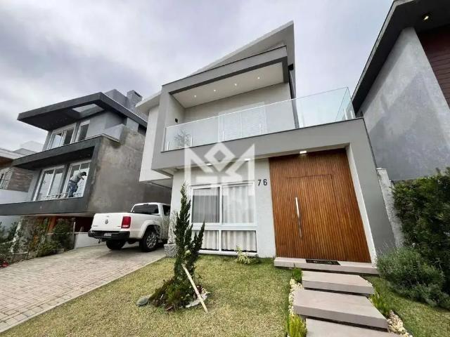 Casa / Sobrado para Venda em Gravataí/RS Centro 4 Quartos